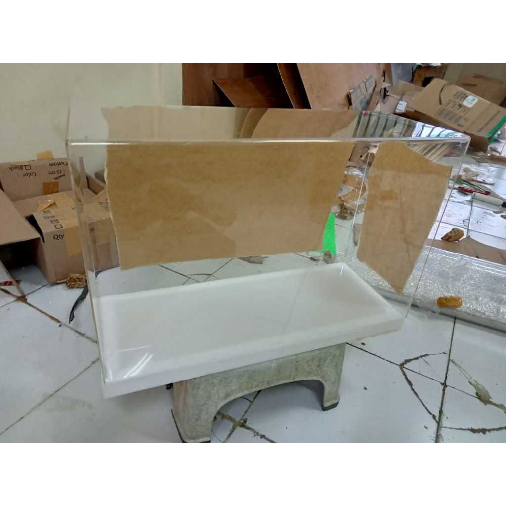 Jual Display Box Akrilik Custom PxLxT 20x20x35cm | Shopee Indonesia