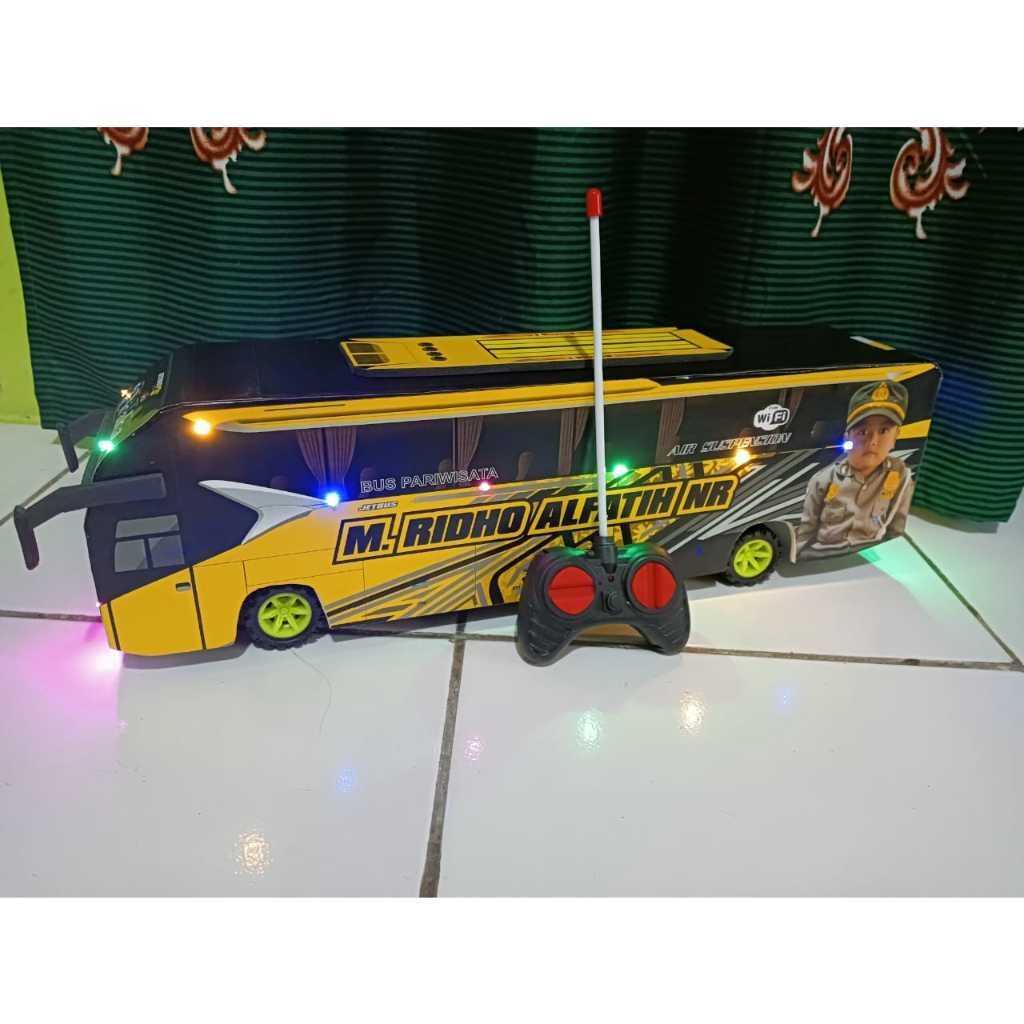 Jual Miniatur Bus Telolet lengkap dengan variasi suara telolet Basuri ...