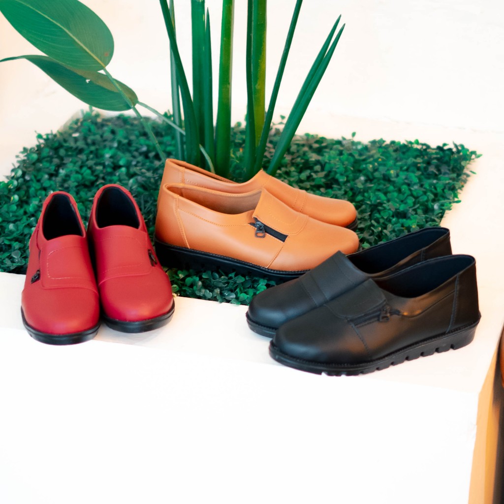 Jual Sepatu Loafer Wanita ZIPPER - Sepatu Wanita Casual Model Korea ...