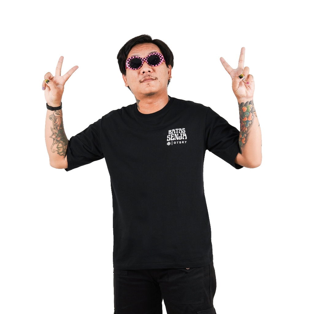 Jual Otsky Kaos Pria BS02 Ft Left Otsky X Batas Senja Cotton 24s ...