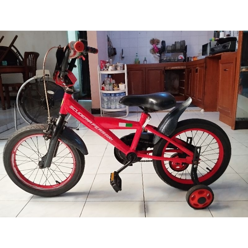 Jual Sepeda Ferrari Scuderria 16"inch(Preloved) | Shopee Indonesia