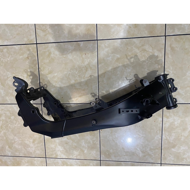 Jual Deltabox Yamaha R15 VVA Xabre Original bisa untuk costum | Shopee ...