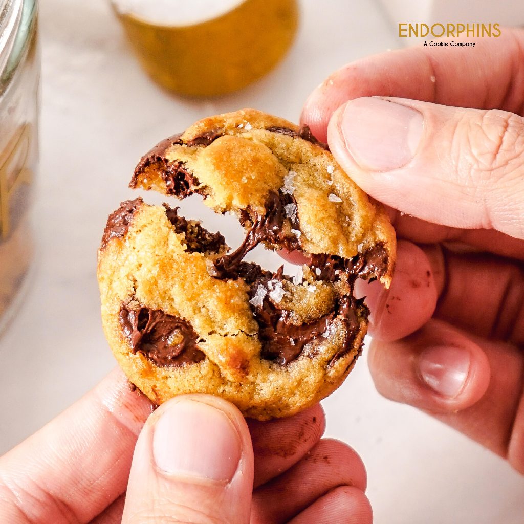 Jual Endorphins' Mini Chocolate Chip Cookies | Shopee Indonesia