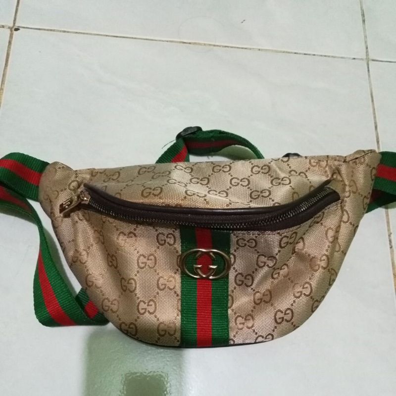 Jual tas WB preloved canvas tebal | Shopee Indonesia