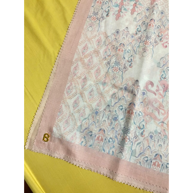 Jual PRELOVED BUTTONSCARVES 100% Original (KEEP) | Shopee Indonesia