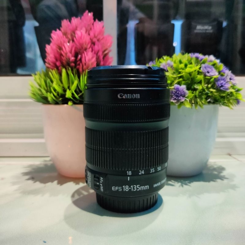 Jual LENSA TELE SAPUJAGAT CANON EF-S 18-135 MM STM BANYA BONUS ...
