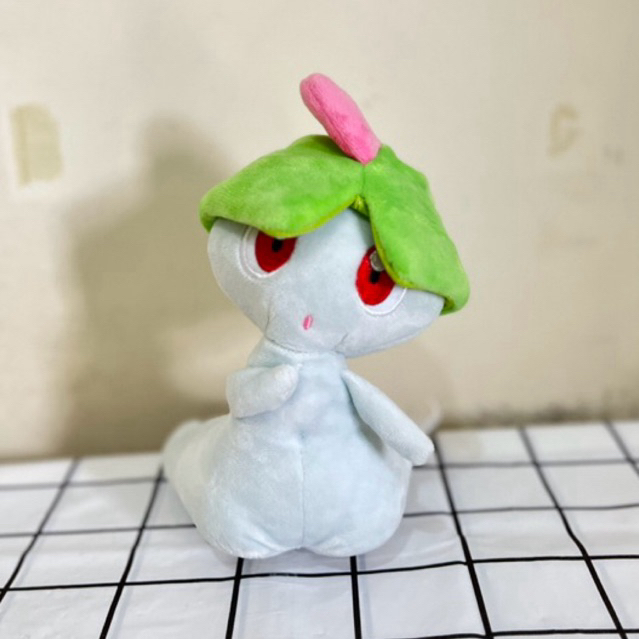 Jual Boneka Plush Pokemon Ralts Original Pokemon TOMY | Shopee Indonesia