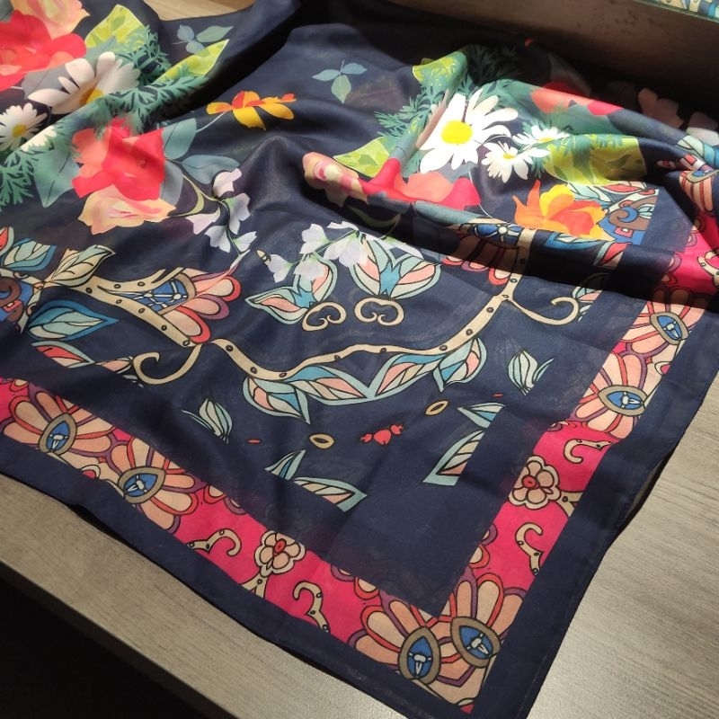 Jual TERBARU!!!SCARF BRANDED/ SYAL/SEGIEMPAT/ KERUDUNG/ SCARF JUMBO ...