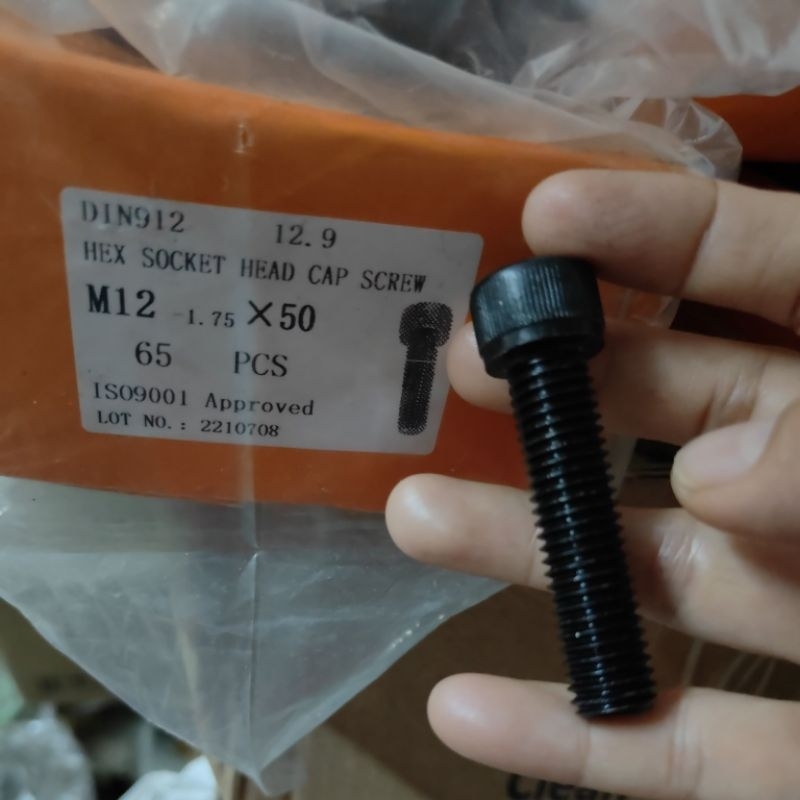 Jual baut L baja m12x50 drat pitch 1.75 12.9 fulldrat hitam drat pitch 1.75/ baut l baja 12.9 ...