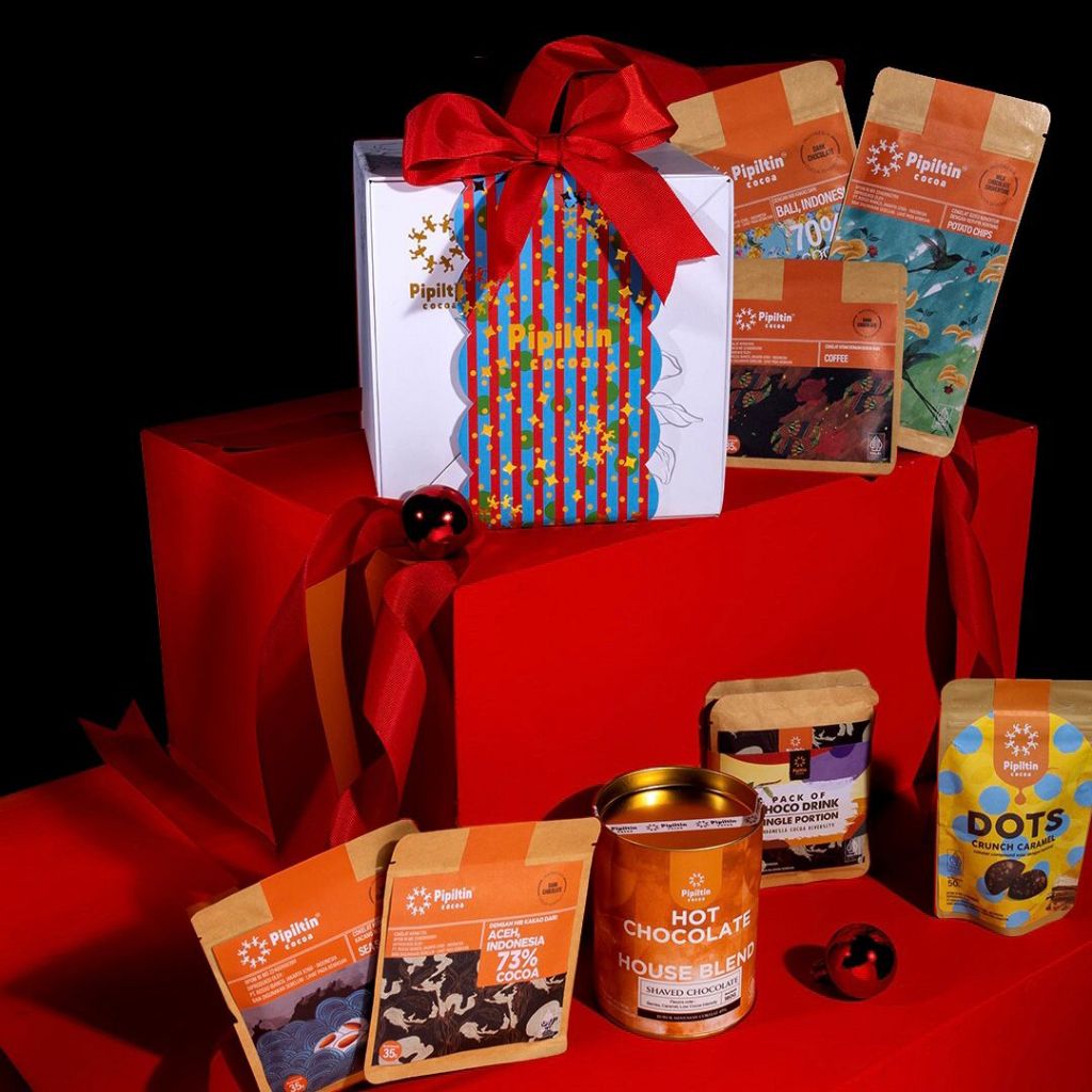 Jual Pipiltin Cocoa Dark Coklat - Chocolate Gift Silver Cube Hampers ...