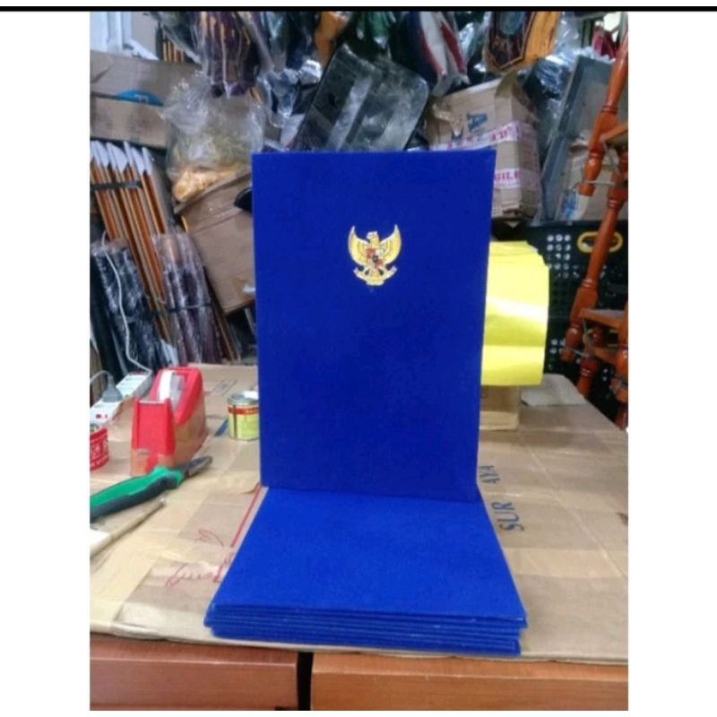 Jual map upacara bendera+garuda coting F4 ada 5 warna sama 1 motif ...