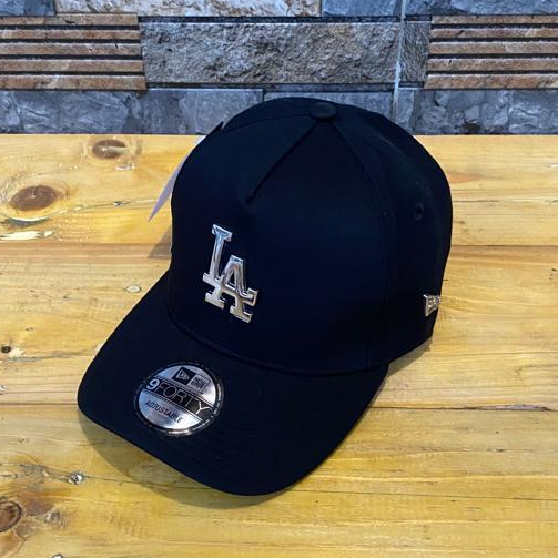 Jual TOPI BASEBALL LA HITAM LOGO BESI | Shopee Indonesia
