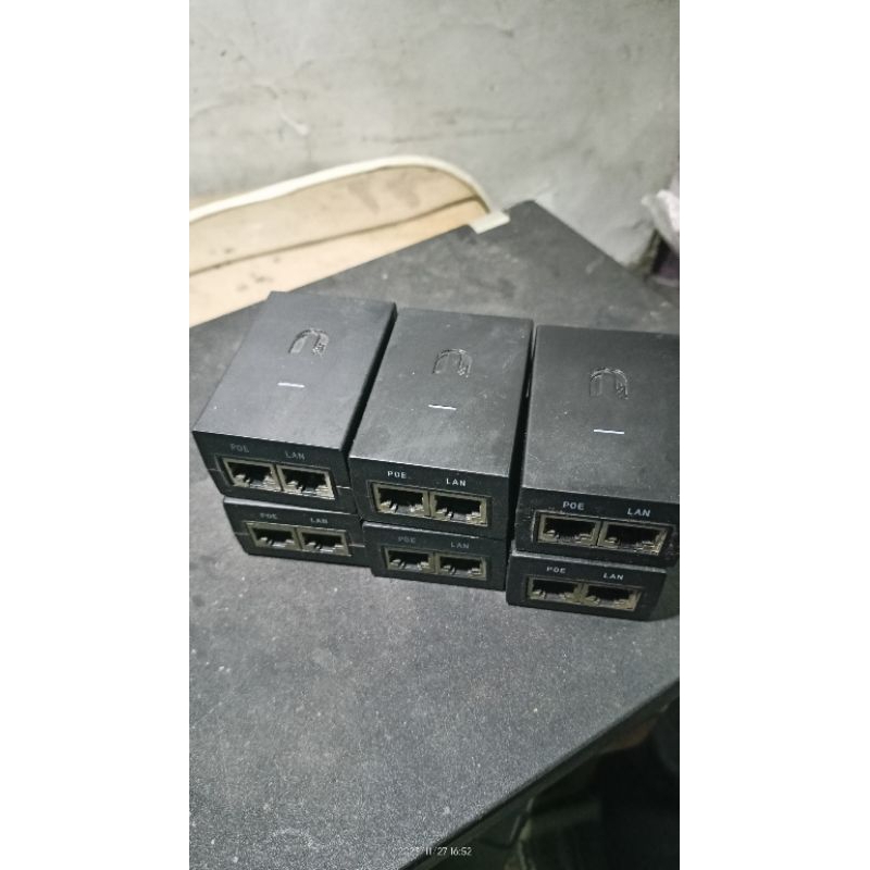 Jual adaptor ubnt 24v 25v 0.2A bawaan ubnt Bekas | Shopee Indonesia