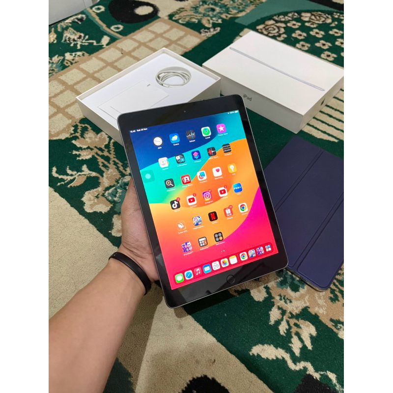 Jual iPad 6 32GB Fullset normal second gen 6 generasi generation 6 ...