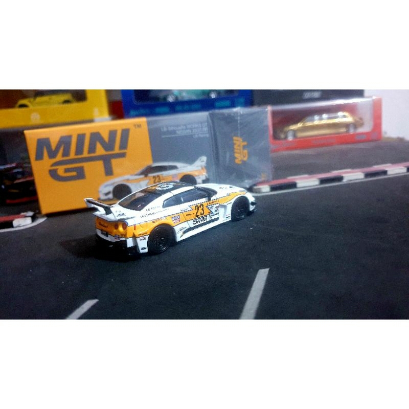 Jual Diecast Mini GT LBWK Silhouette Nissan GTR R35 LB no 528 Decal GD ...