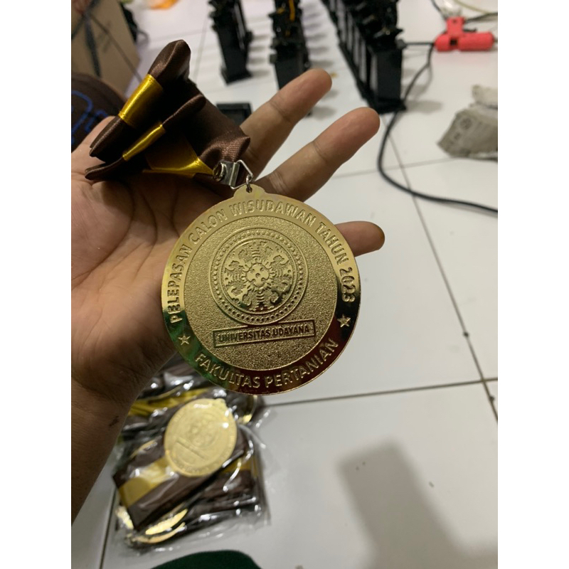 Jual Samir wisuda kuningan 1mm tulisan edsa medali kompetisi, lomba dan ...