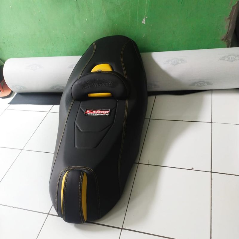Jual Full Seat Jok Xmax 250 Connected 2023 2024 Model Eropa Slim Lebih ...