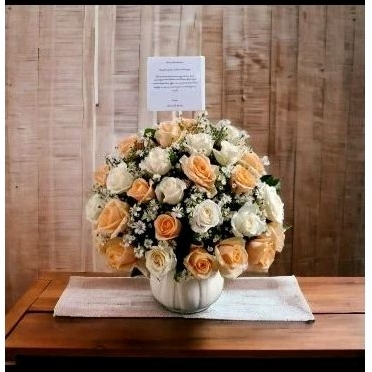 Jual Rangkaian bunga meja/bunga mawar fresh | Shopee Indonesia