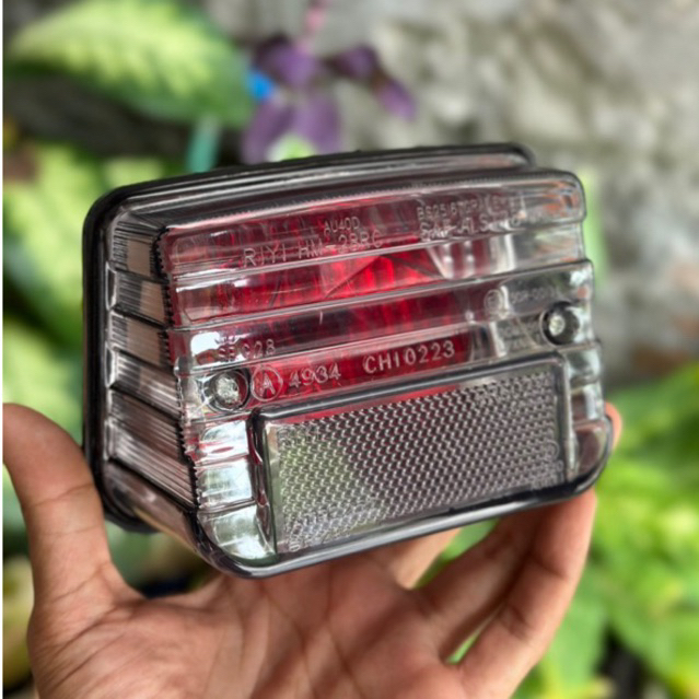 Jual STOPLAMP LAMPU BELAKANG GL100 SMOKE DETAIL ORIGINAL | Shopee Indonesia