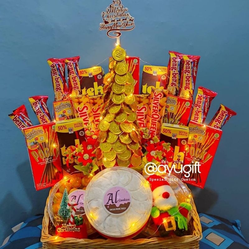 Jual Ayu Gift | Hampers Natal | Pohon Natal Coklat | Tower Snack ...