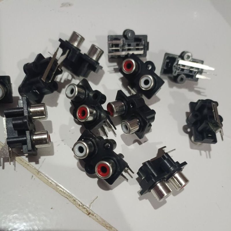 Jual Soket Socket RCA 2 Pin bulat | Shopee Indonesia