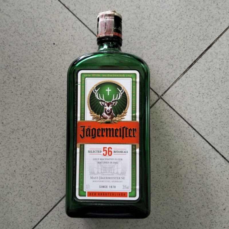 Jual Botol kaca bekas kosong Jagermeister 56 since 1878 700 ml | Shopee ...