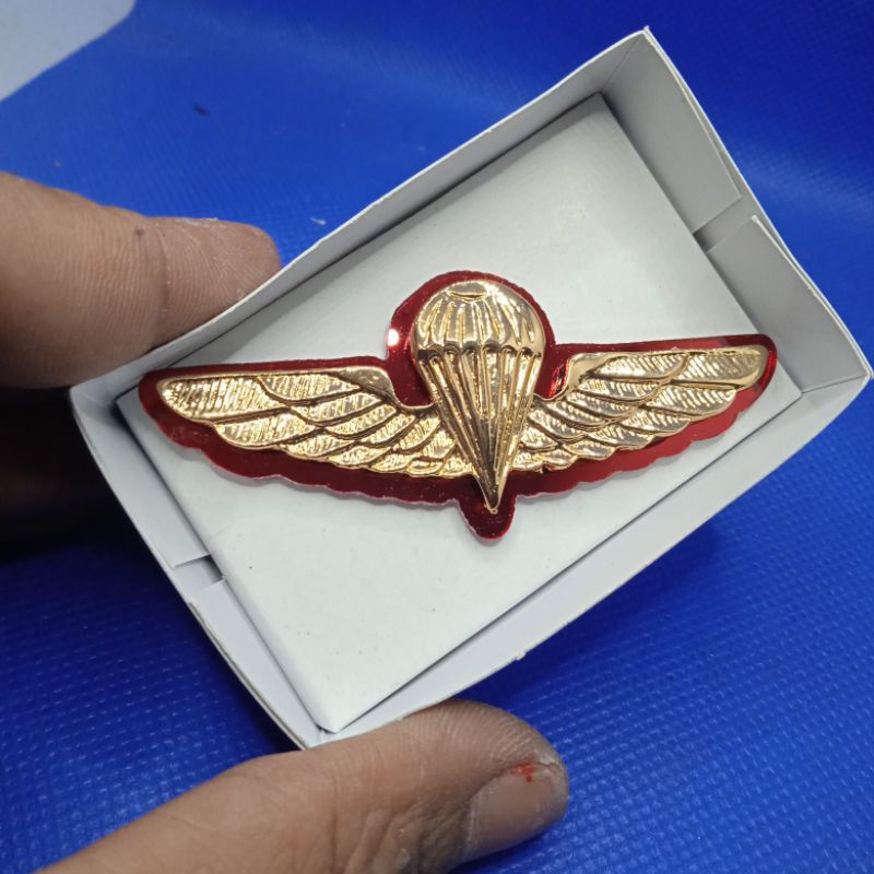 Jual brevet wing pin para Malaysia dasar akrilik mika | Shopee Indonesia