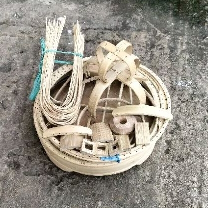 Jual SANGKAR BURUNG CUNGKOK AMBRUK SIAP RAKIT DIAMETER 25 CM SANGKAR ...