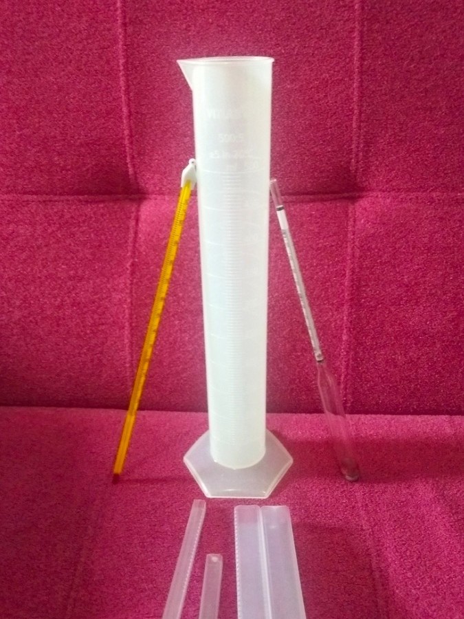 Jual Set 3 Pcs Hydrometer Density Solar Gelas Ukur 1Ltr Thermometer ...