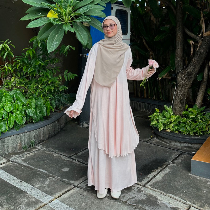 Jual NUMA ONE SET KNIT ( hijab shafiyya hi.shafiyya ) | Shopee Indonesia