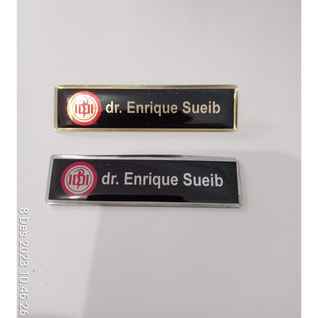 Jual name tag /nama dada logam kotak gold/silver model3 | Shopee Indonesia