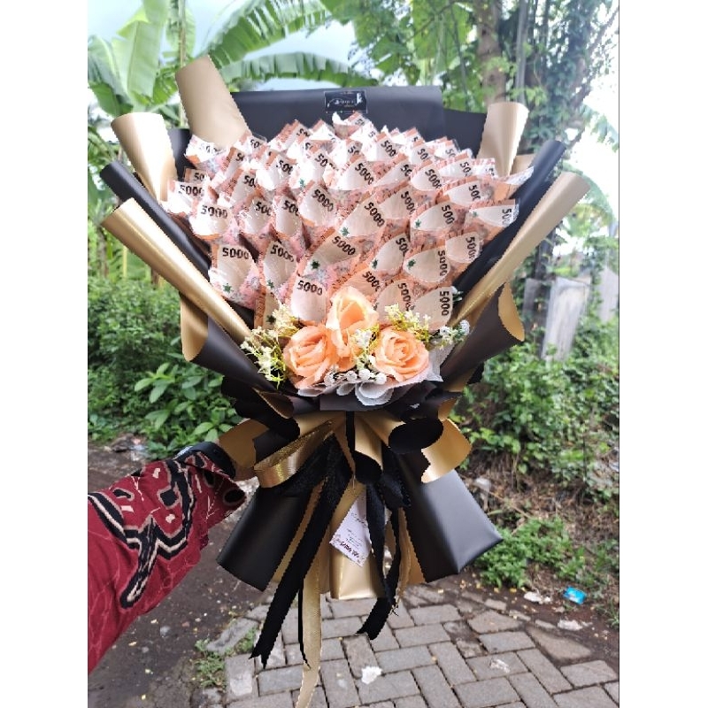 Jual buket uanggg lima ribuan 50 lembar | Shopee Indonesia