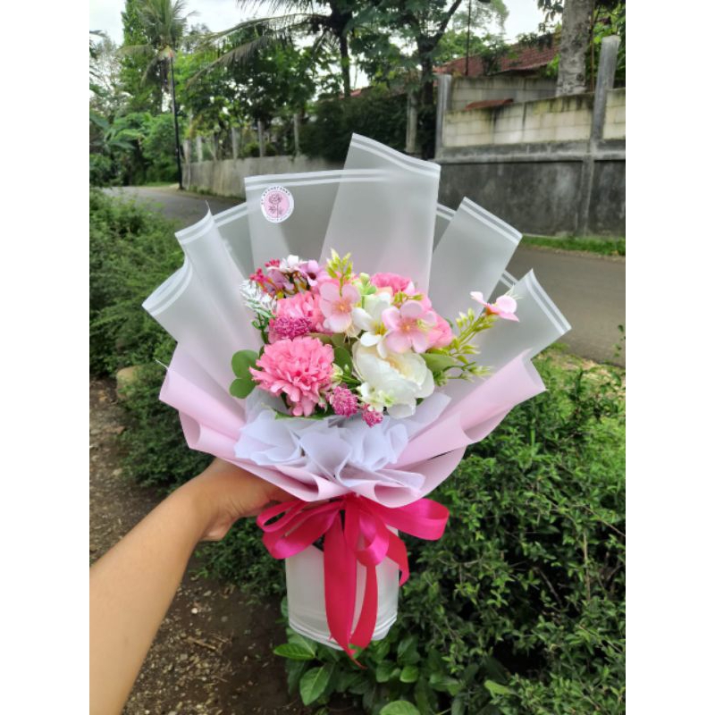 Jual buket estetik bunga buket wisuda buket lamaran murah | Shopee ...