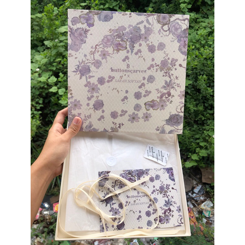 Jual Box Buttonscarves Original Lengkap (Box Only) | Shopee Indonesia