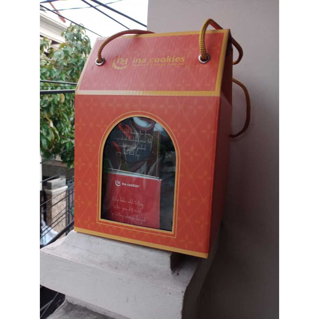 Jual INA COOKIES Hampers Exclusive Hard Box dan Soft Box isi 2 toples ...