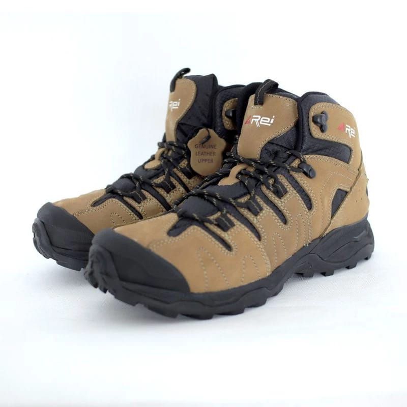 Jual sepatu hiking arei original waterproof/sepatu gunung size 41 ...
