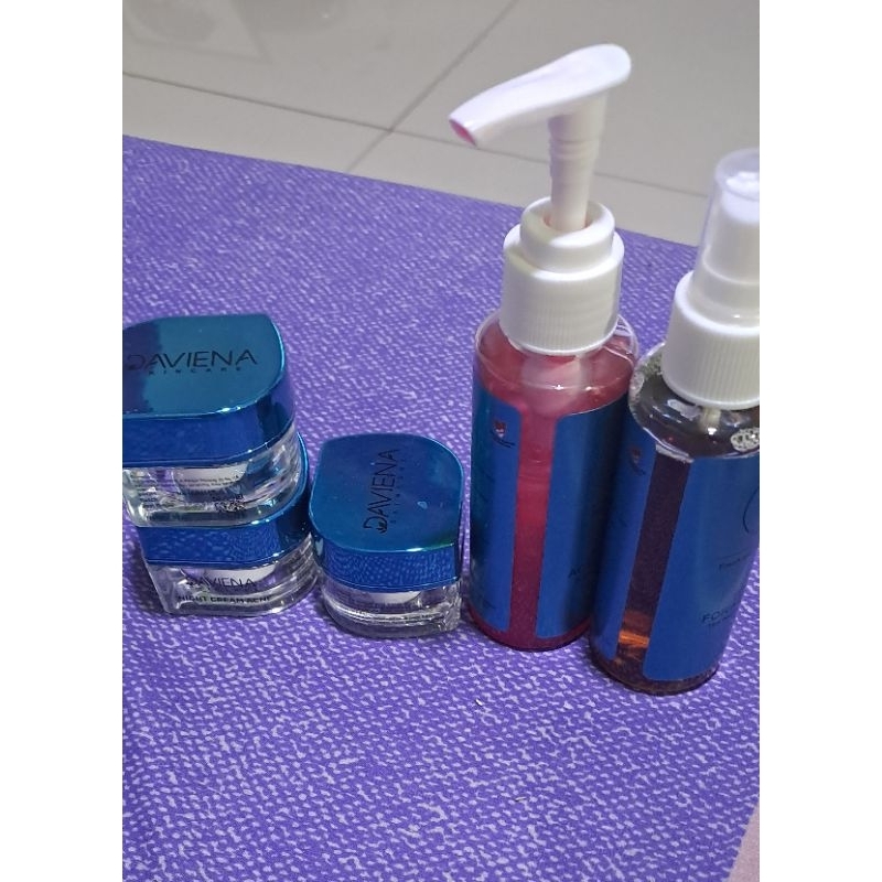 Jual Paket Skincare Daviena/ Daviena Skincare Acne (pl) no toner ...