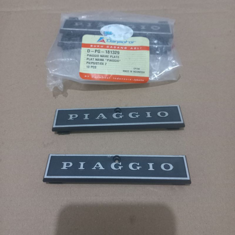 Jual Logo emblem dasi piaggio vespa px exclusive ps asli merk danmotor ...
