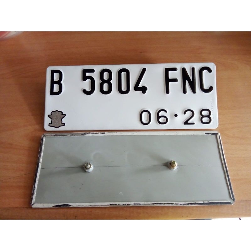 Jual plat motor baut tanam pake korlantas polri model huruf font lama ...