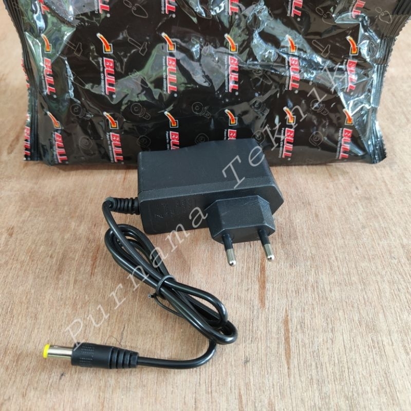Jual Adaptor Charger BULL 12V Cas Baterai Bor Cordless 12 Volt | Shopee ...