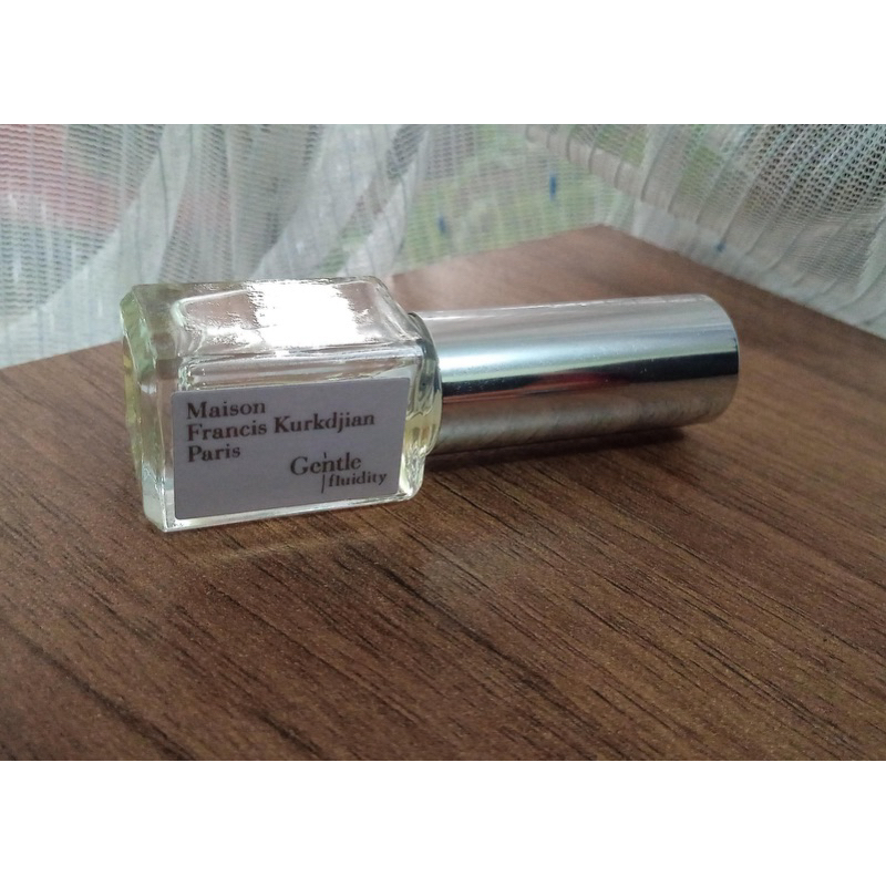 Jual MFK Gentle Fluidity silver 5ml EDP no box | Shopee Indonesia