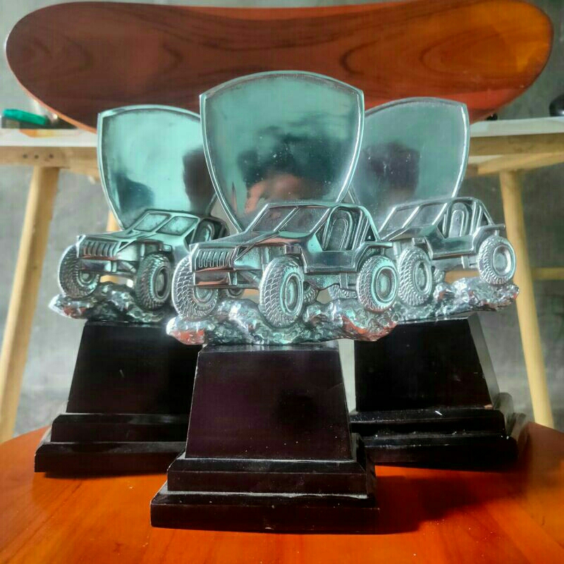 Jual Trophy Piala Logam Motif Mobil Trail tinggi +- 26 cm Anti Pecah ...