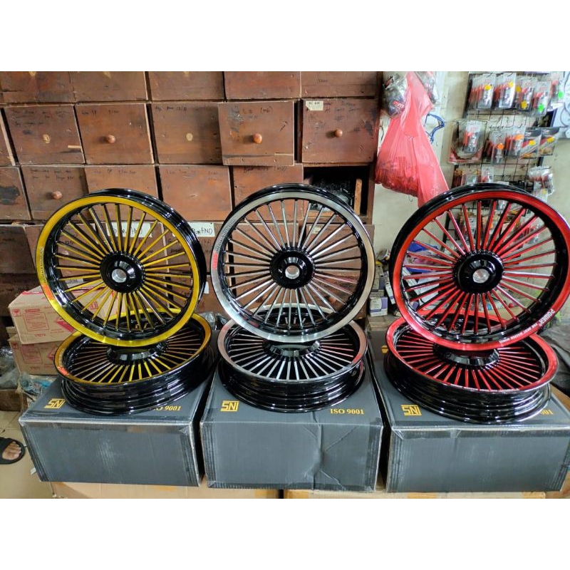 Jual Velg RETRO Ring 14 Lubang 4 Vario 125 / Vario 150 Merk POWER ...