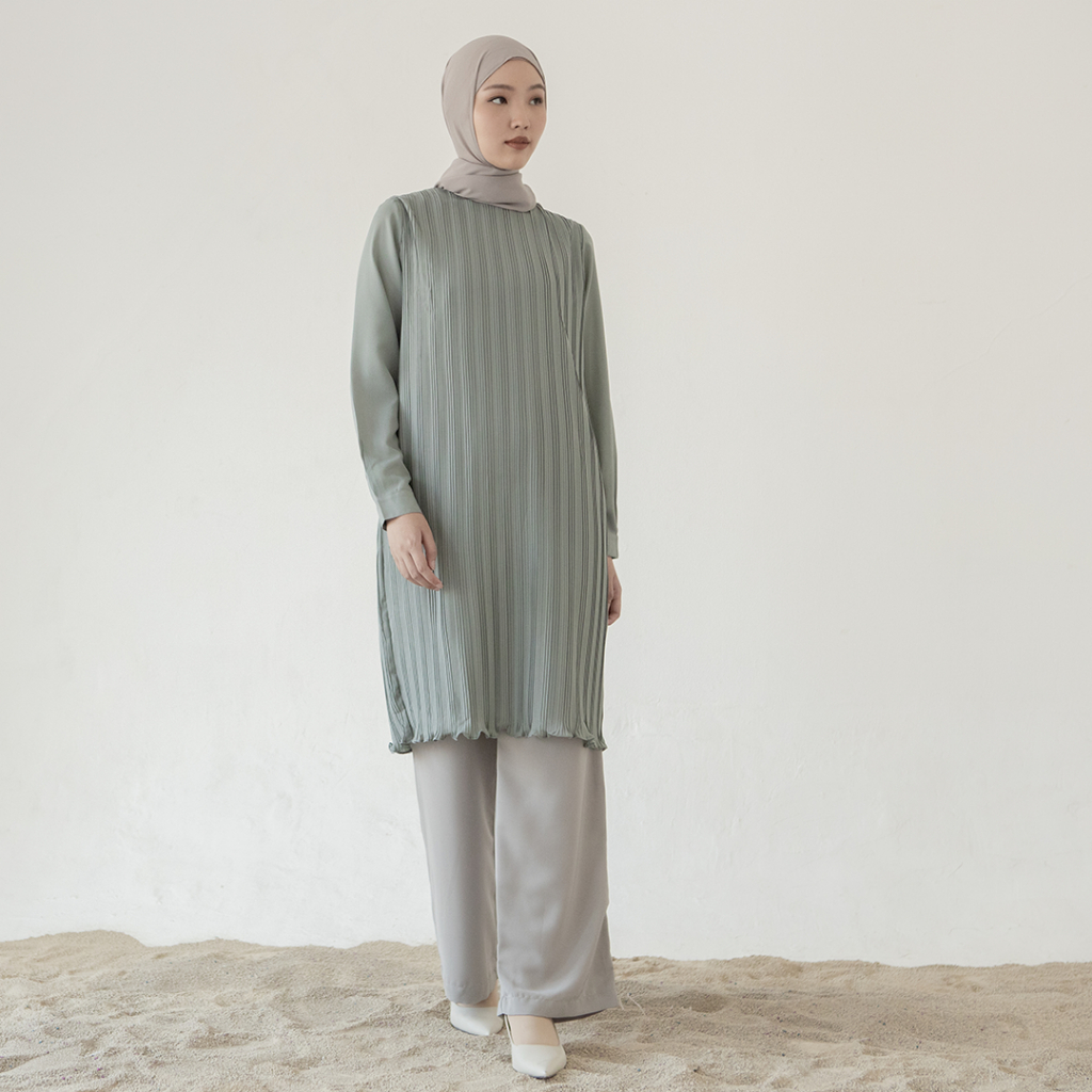 Jual Arthavida by Aska Label - Tunik wanita plisket lengan panjang ...