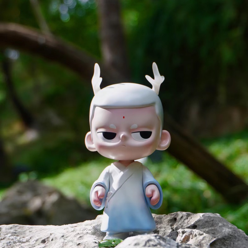 Jual KUBO King Of The White Deer Popmart limited | Shopee Indonesia