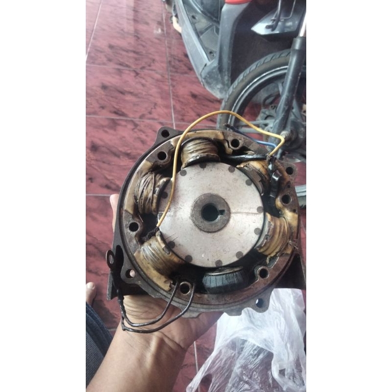 Jual Spul magnet cb 100, gl 100 platina original | Shopee Indonesia