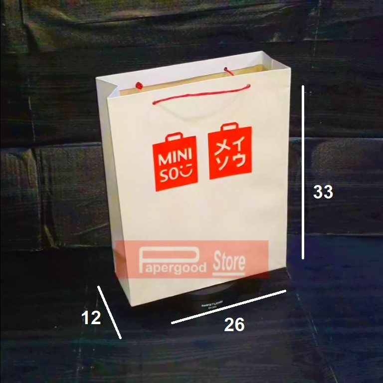 Jual Paper bag Miniso putih Medium 33 x 26 x 12 | Shopee Indonesia