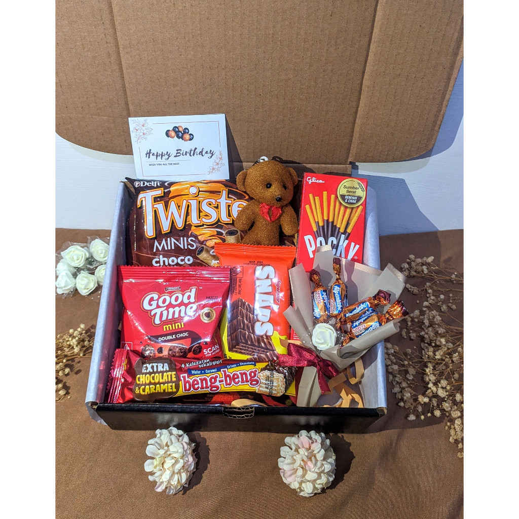 Jual Hampers Snack Box Kado Ulang Tahun Pacar Gift Box Hari Ibu Hadiah ...