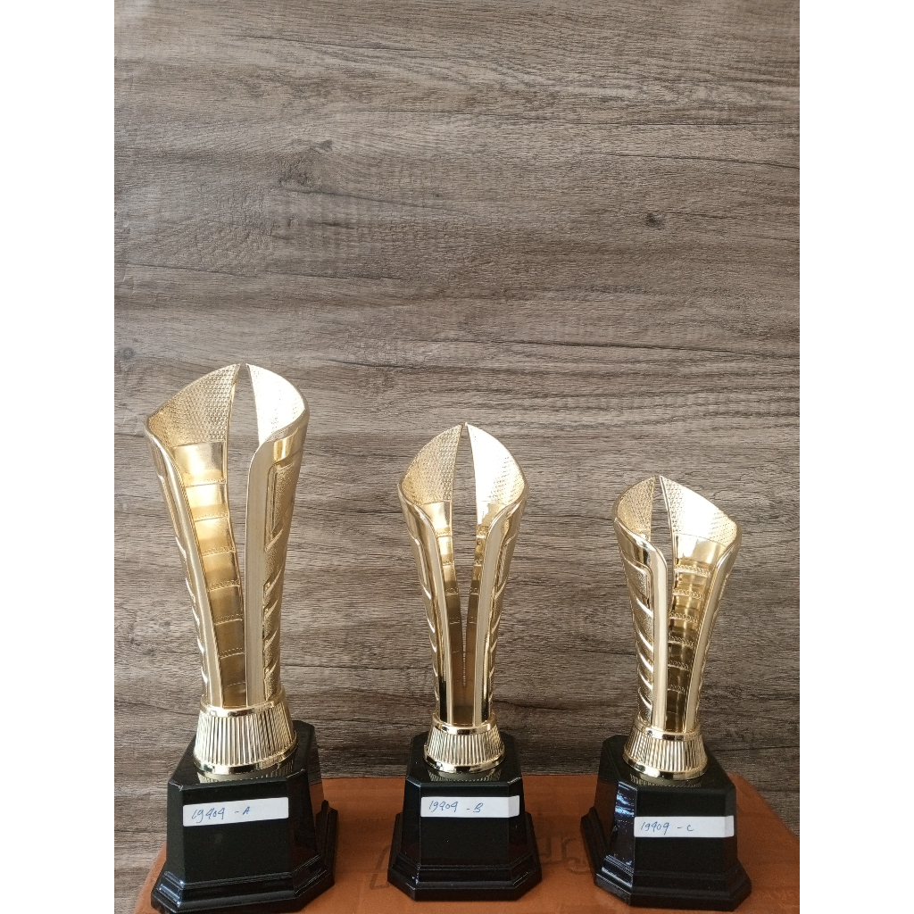 Jual PIALA PREMIUM TROPHY TOWER GOLD 600GRAM | Shopee Indonesia