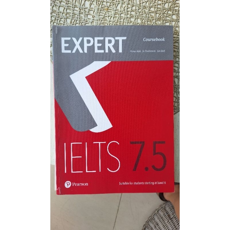 Jual buku EXPERT IELTS 7.5 textbook coursebook Pearson kukche Fiona ...